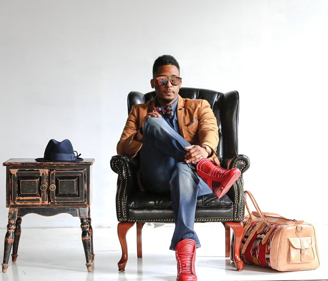 Emanuel Harrold - Electronic Press Kit (EPK) Emanuel Harrold