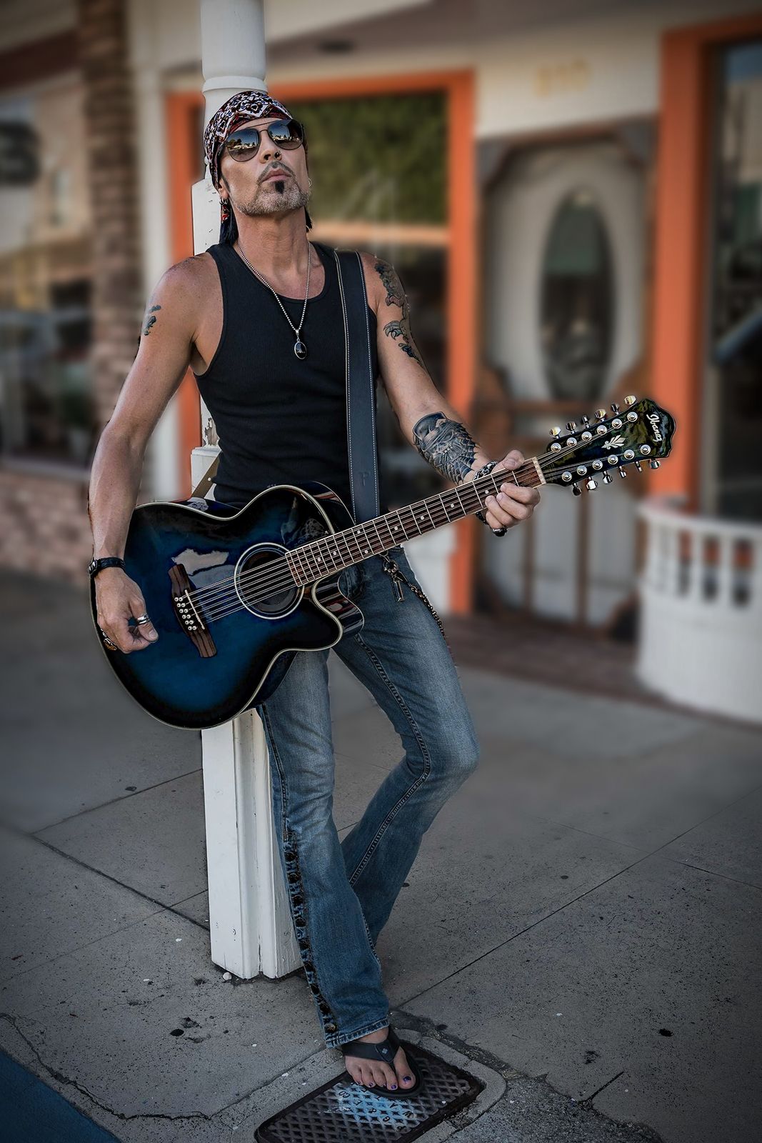 Aaron Leigh - Photos