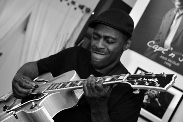 MUGPUSH Collective - Carl Lockett