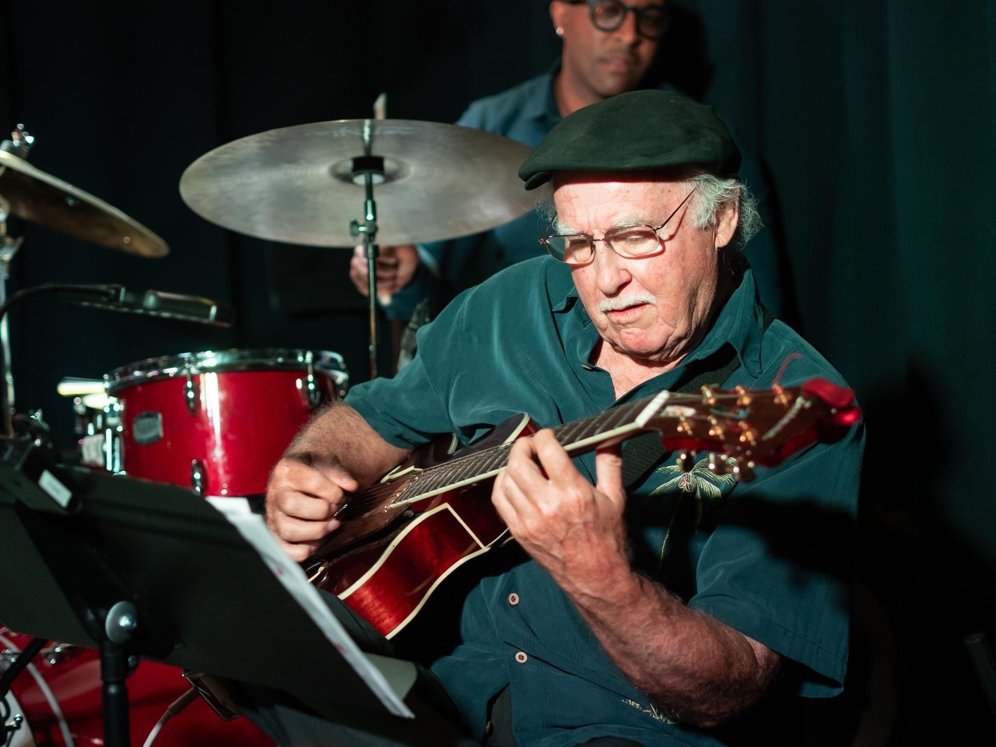Oliver Gannon, Jazz Guitarist - Music