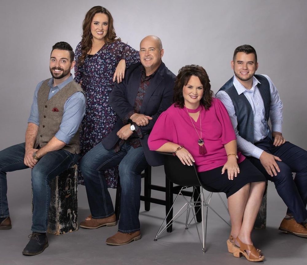 Dominion Agency - The Lore Family