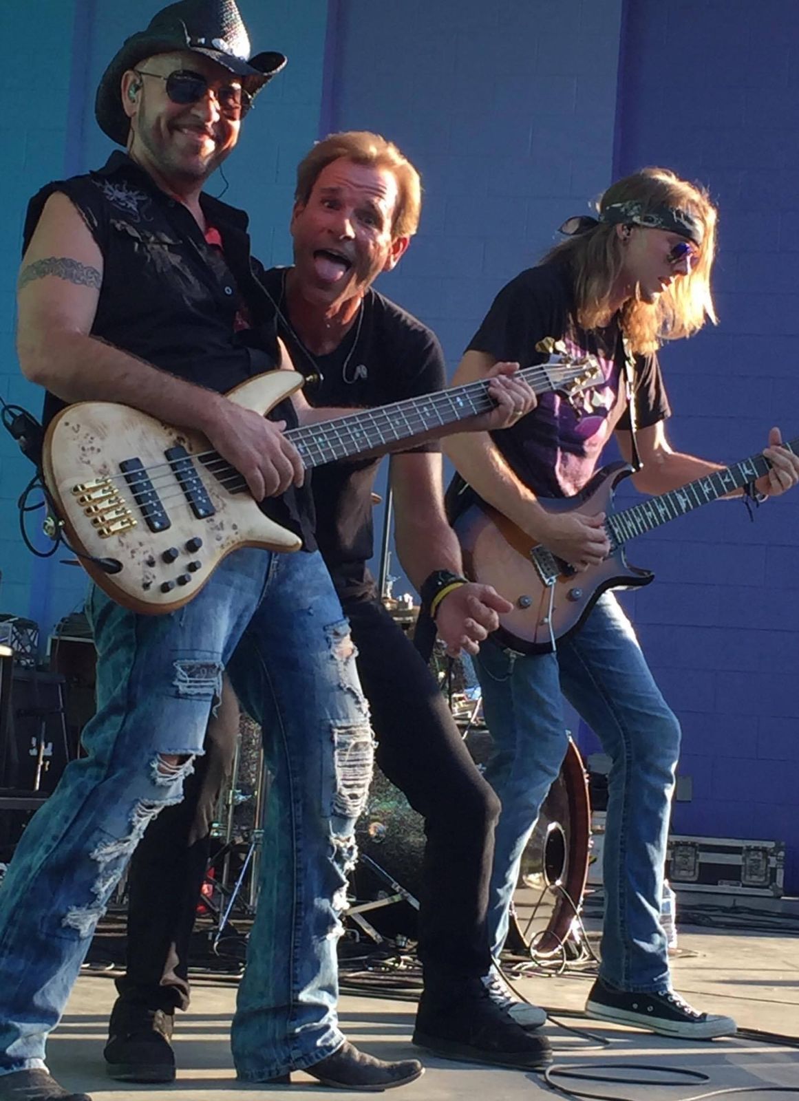 Paramount 80s - Pictures