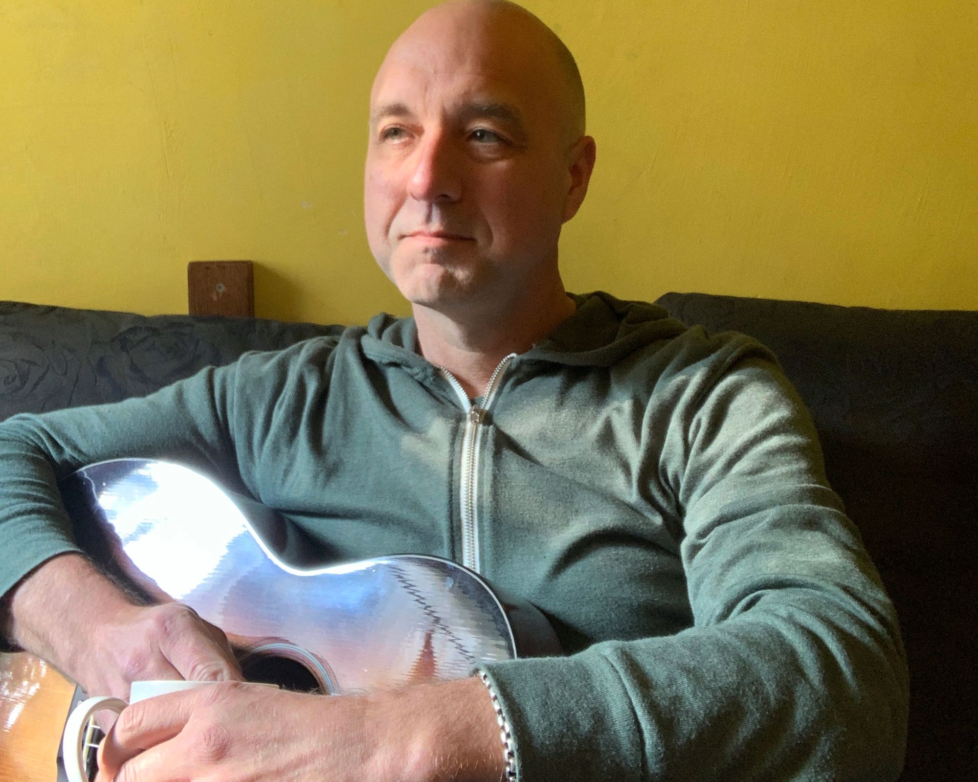 www.plymouthfolk.com - Artist Profiles