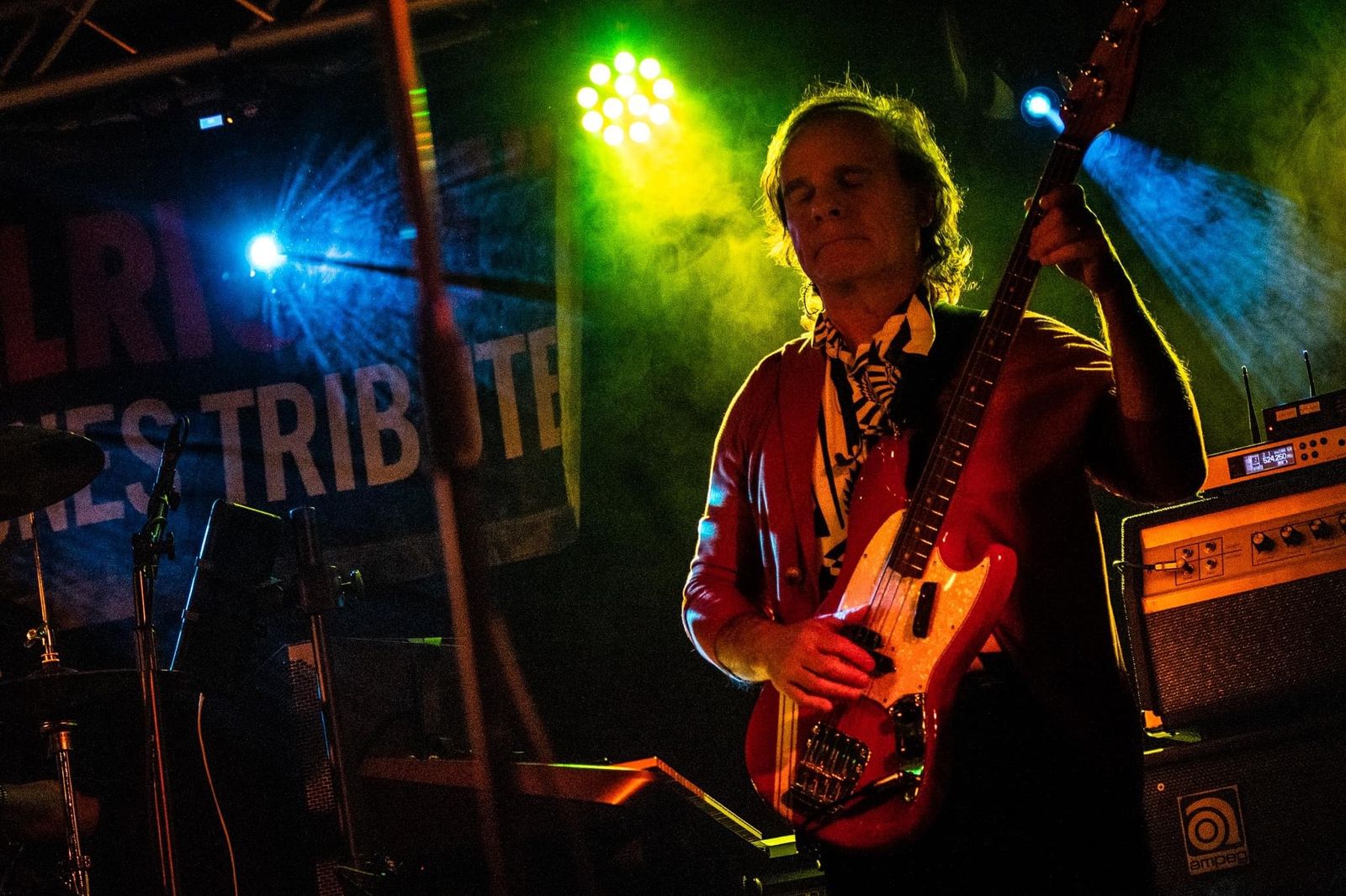 WELL ALRIGHT - Photos