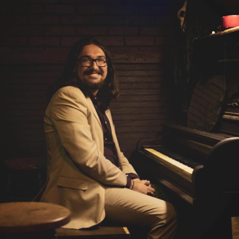 Daniel Tenbusch - Bio