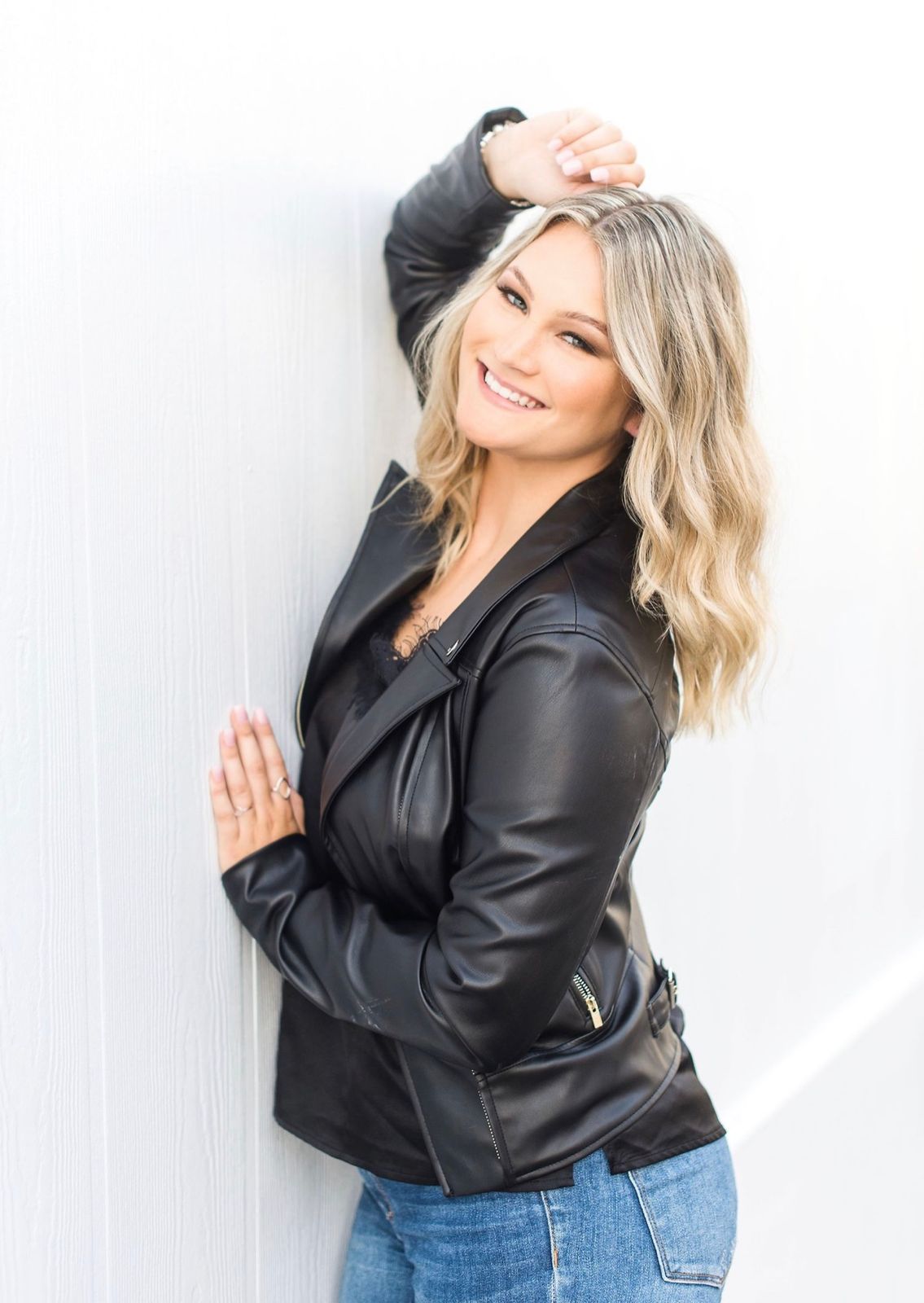 Gillian Smith - Photos