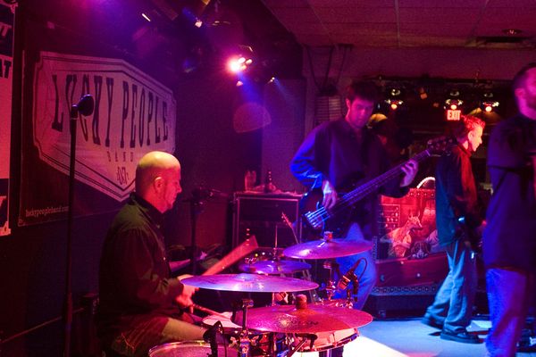 luckypeopleband.com - Photos