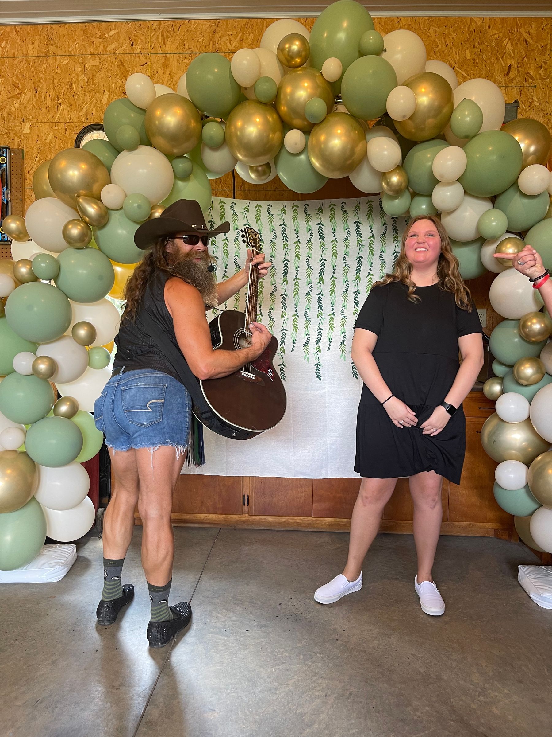 Happy George’s Singing Telegrams - Happy's Contact Info 😃