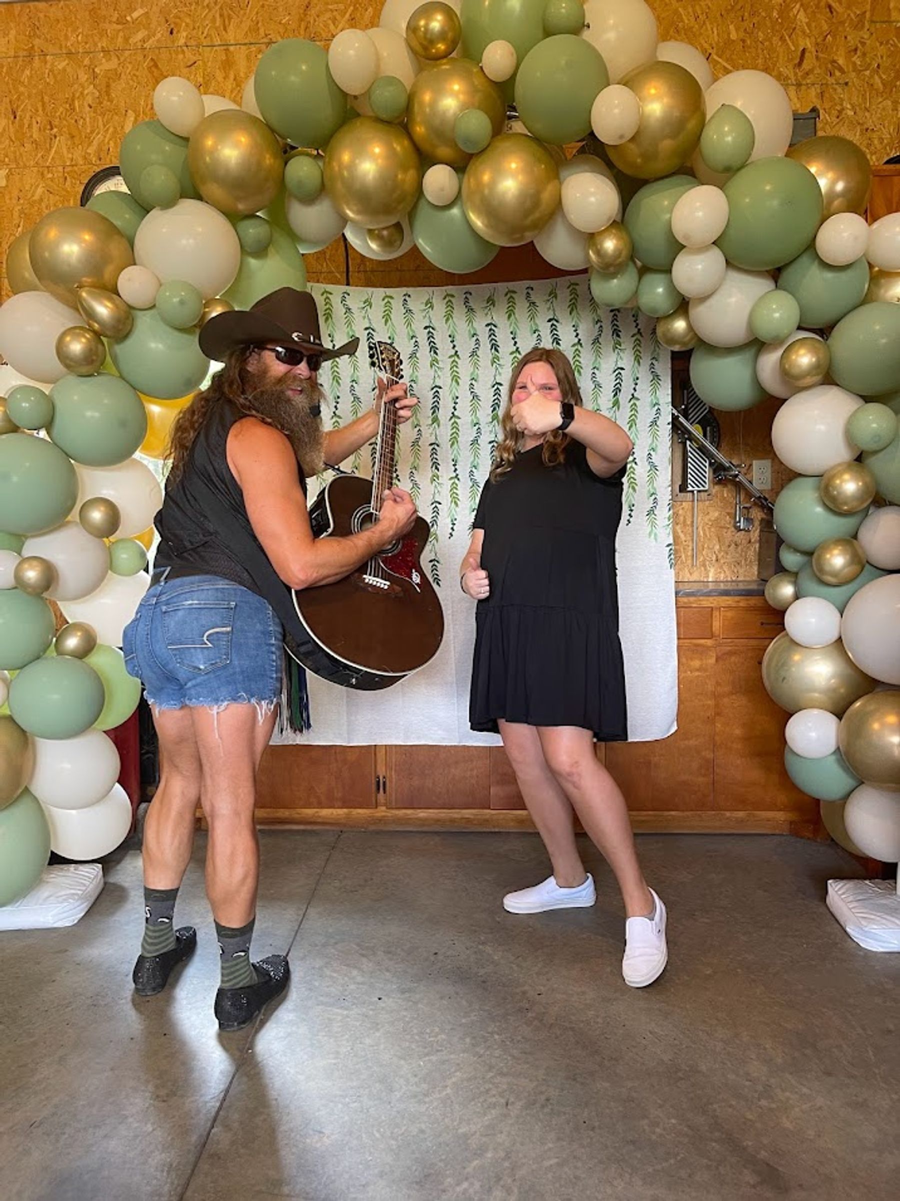 Happy George’s Singing Telegrams - Happy George's Singing Telegrams