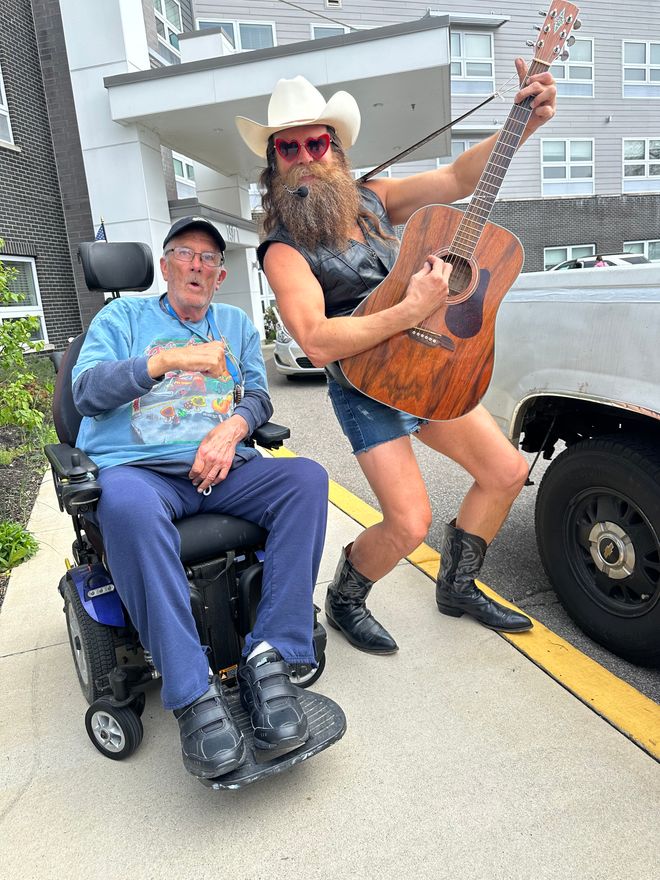 Happy George’s Singing Telegrams