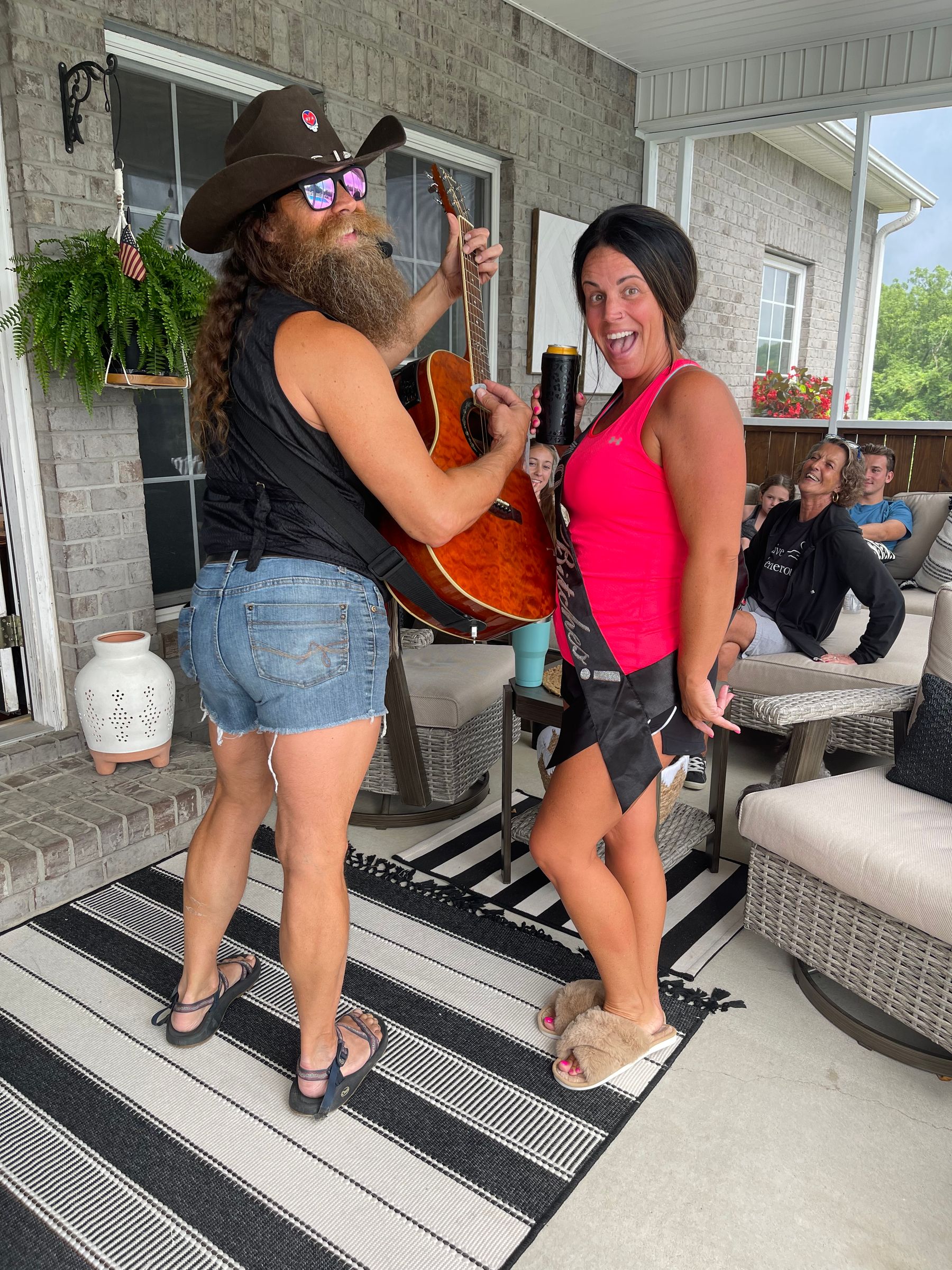 Happy George’s Singing Telegrams