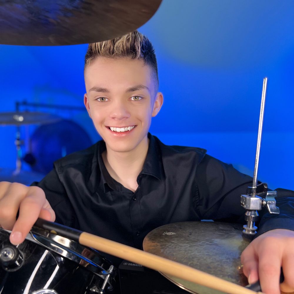 Thomas Thunder - Bio