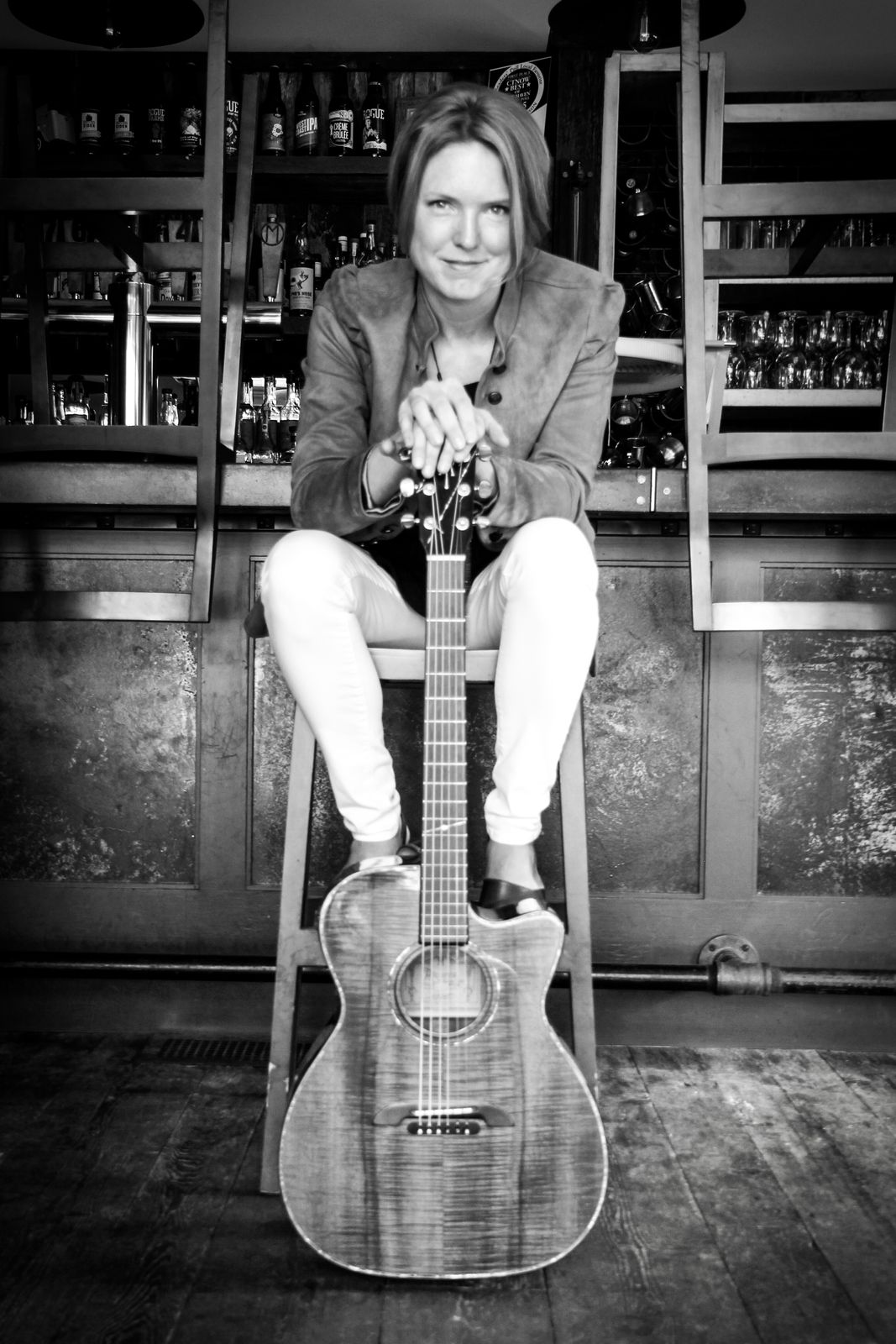 Laura Clapp - Images