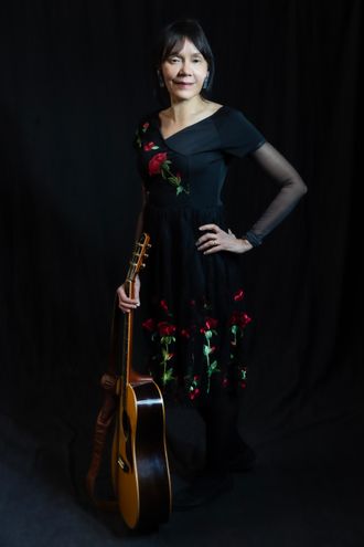 Thea Hopkins - Photos