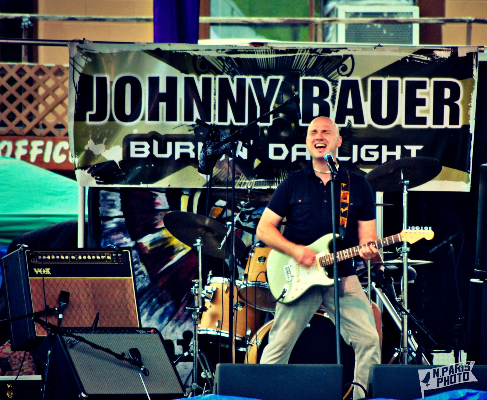 Johnny Bauer - Photos