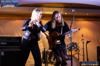 Karmen Gould - Photos