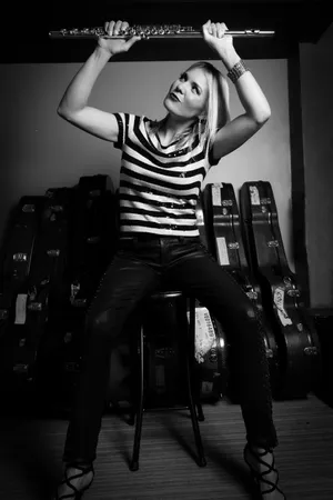 Karmen Gould - Photos