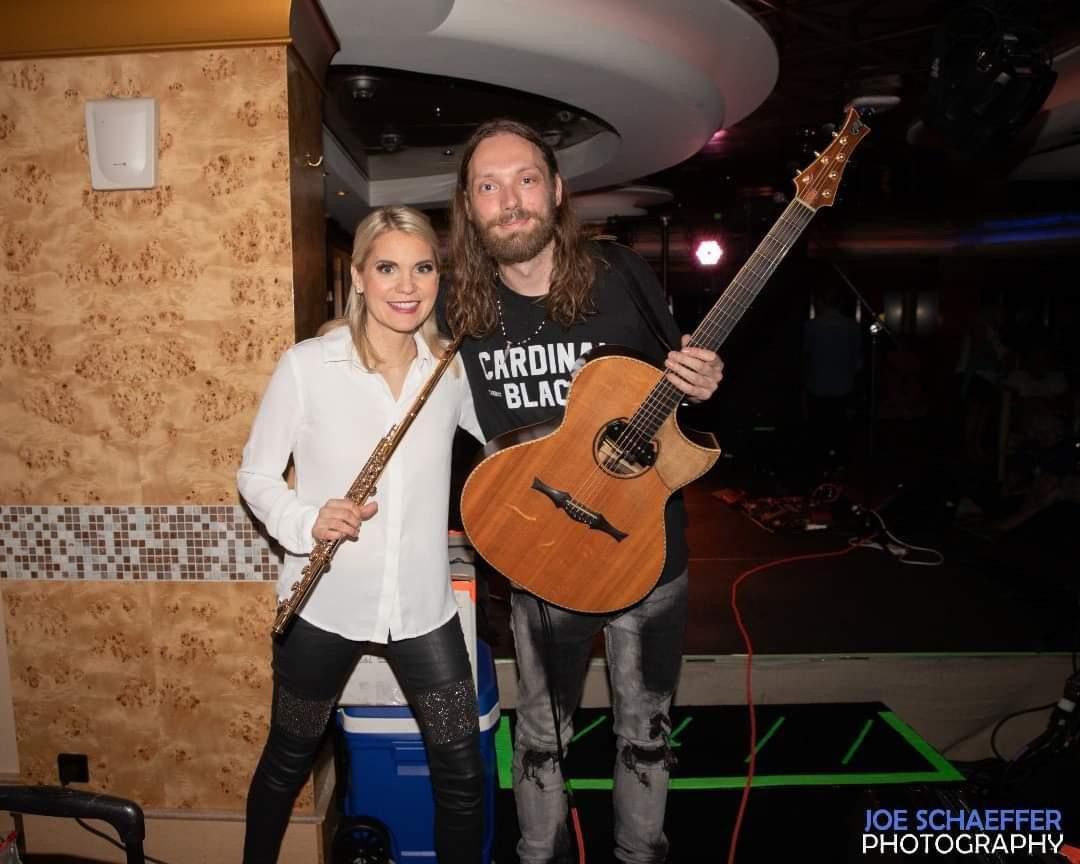 Karmen Gould - Photos