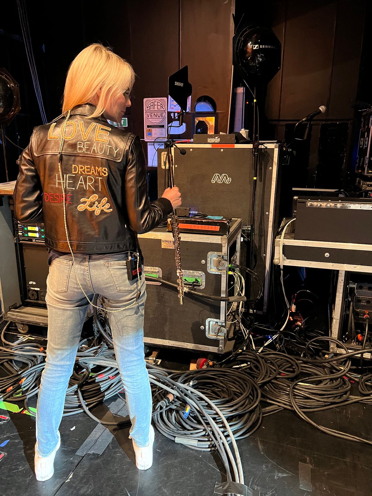 Karmen Gould - Photos