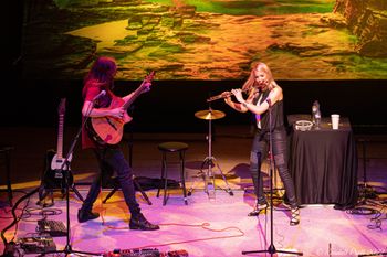 Karmen Gould - Photos