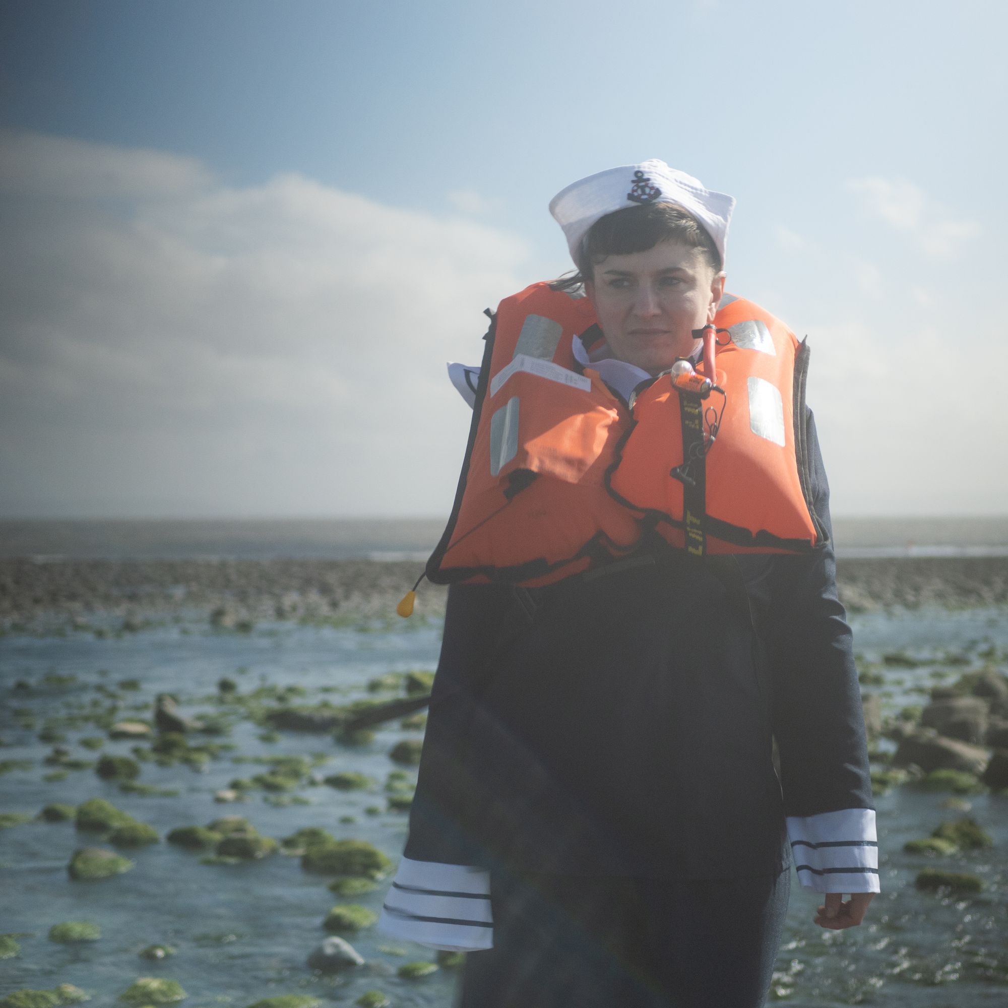 Dominie Hooper - Bio