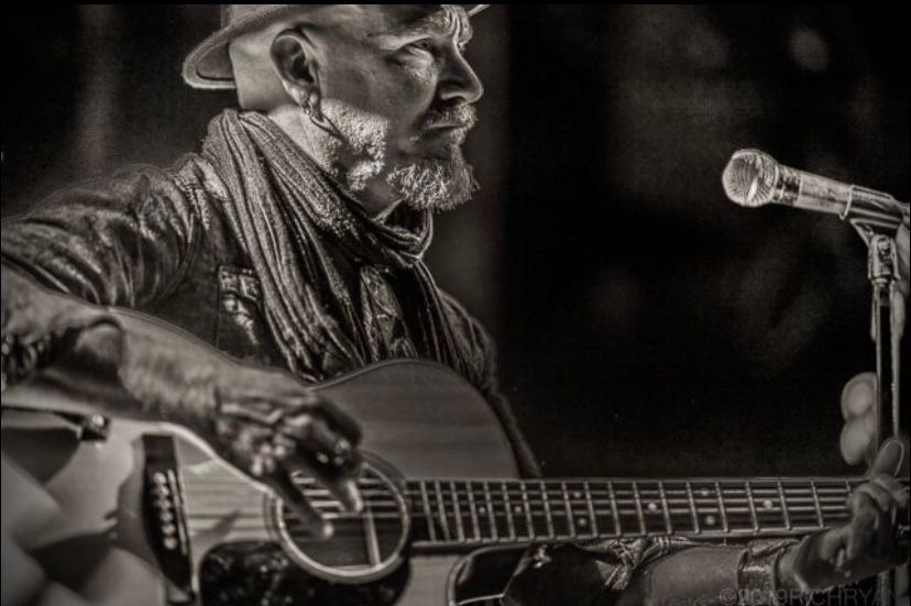 Billy Johnson - Photos