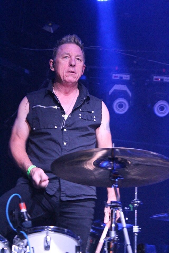 Worldview - The Band