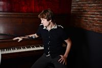 Tyler Kealey - Ottawa Piano Player - Home