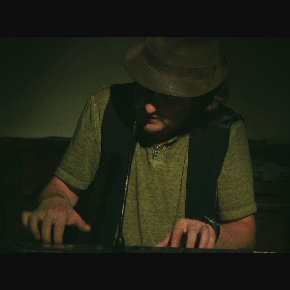 Tyler Kealey - Ottawa Piano Player - Home