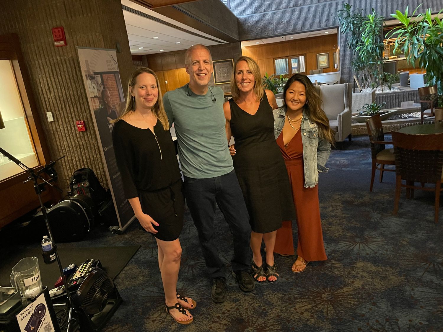 Mike Lucey Acoustic | Photos