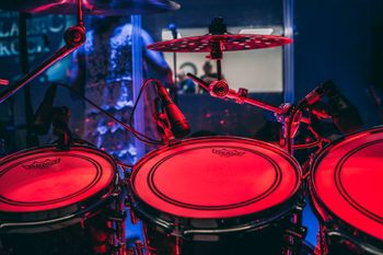 The Ultimate Classic Rock Show - MEDIA