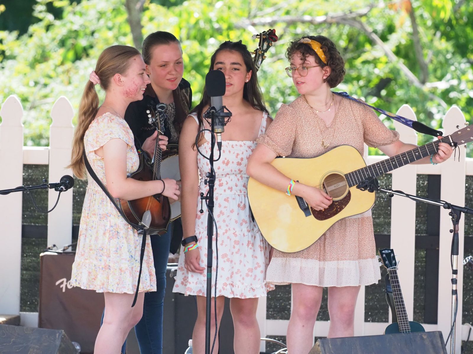 Stoneface Mountain - Photos