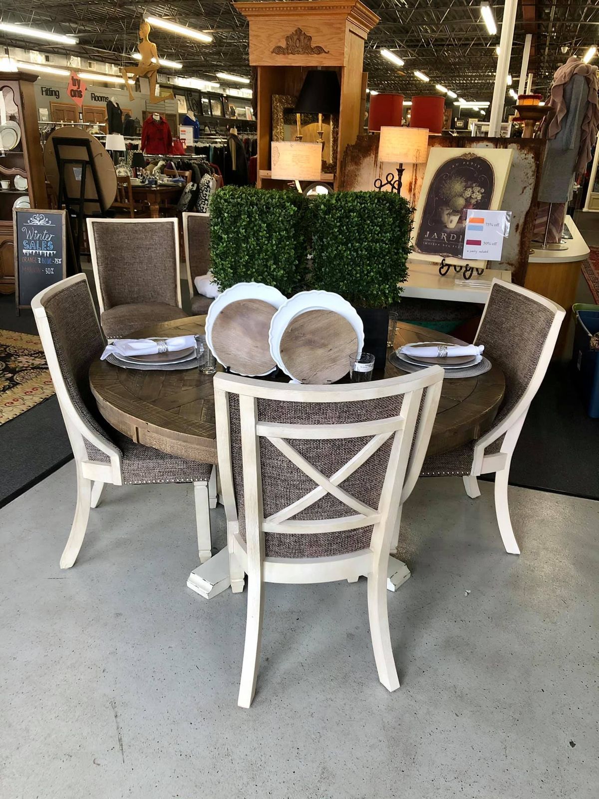 Begin Again Shoppe - Photos