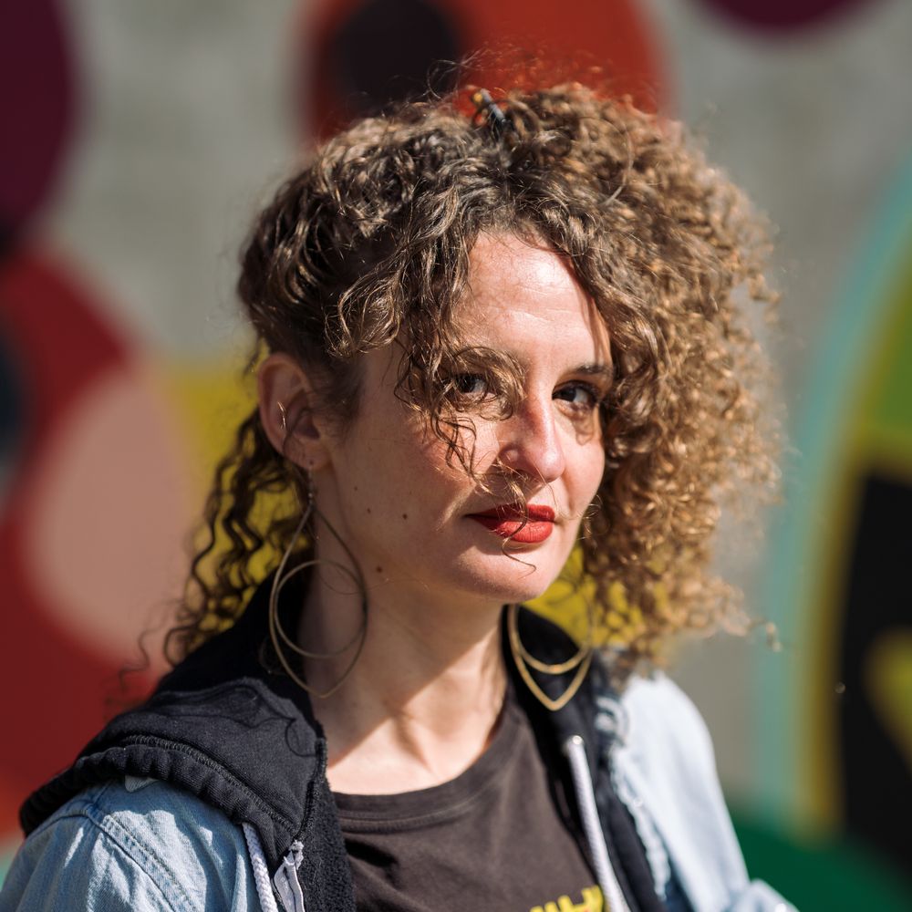 Sandy Bailey - About