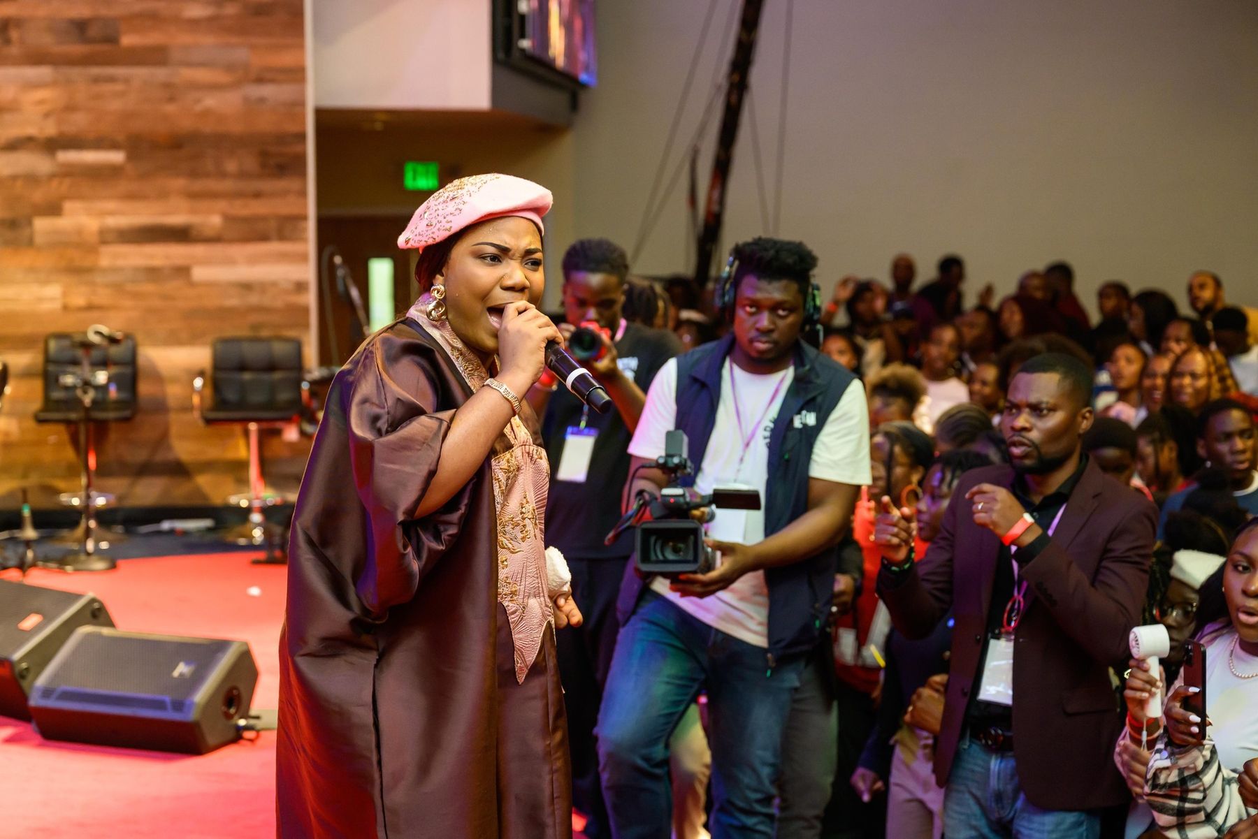 The Top 20 Gospel Artists and Singers Who Have Made a Lasting Impact on ...