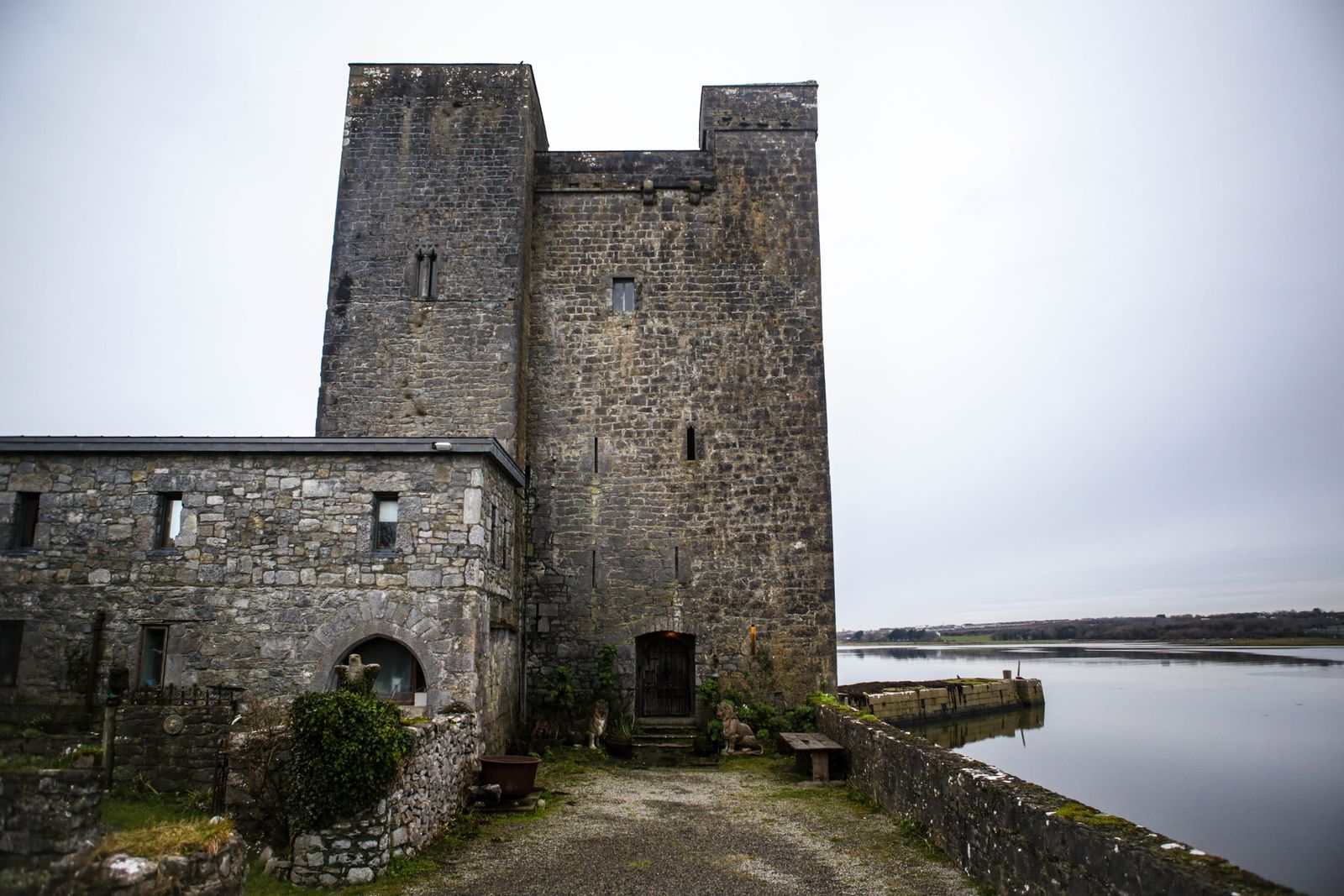 Oranmore Castle, Galway Bay - Photos