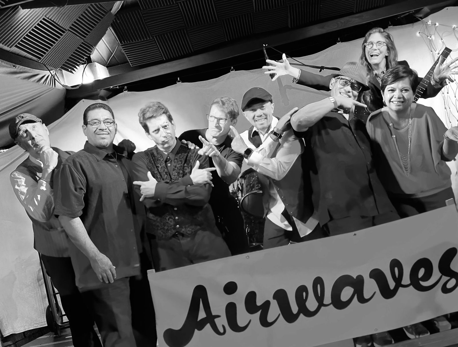 Airwaves - Photos