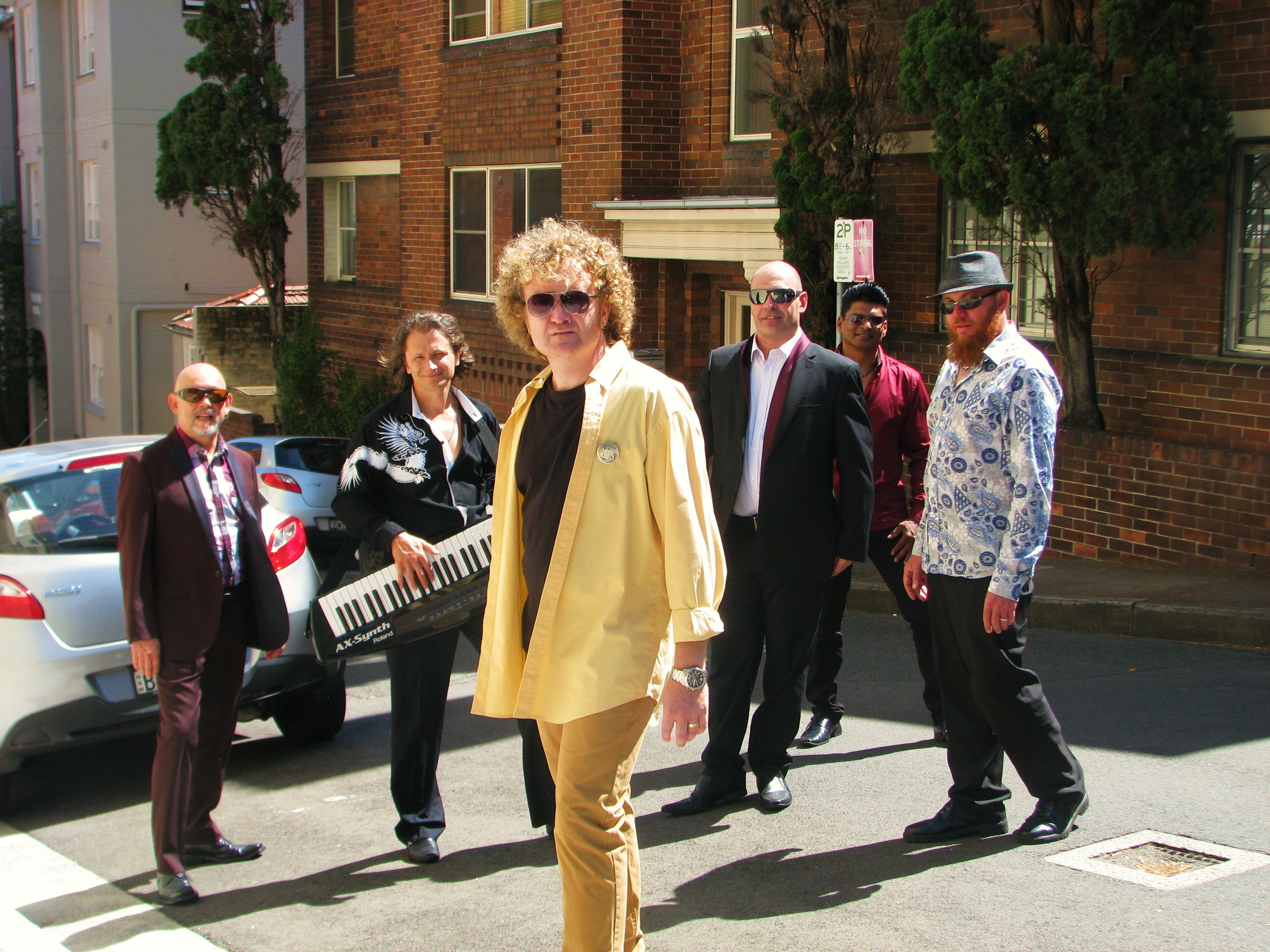 Picture Book The Simply Red Tribute Show - Meet The Band