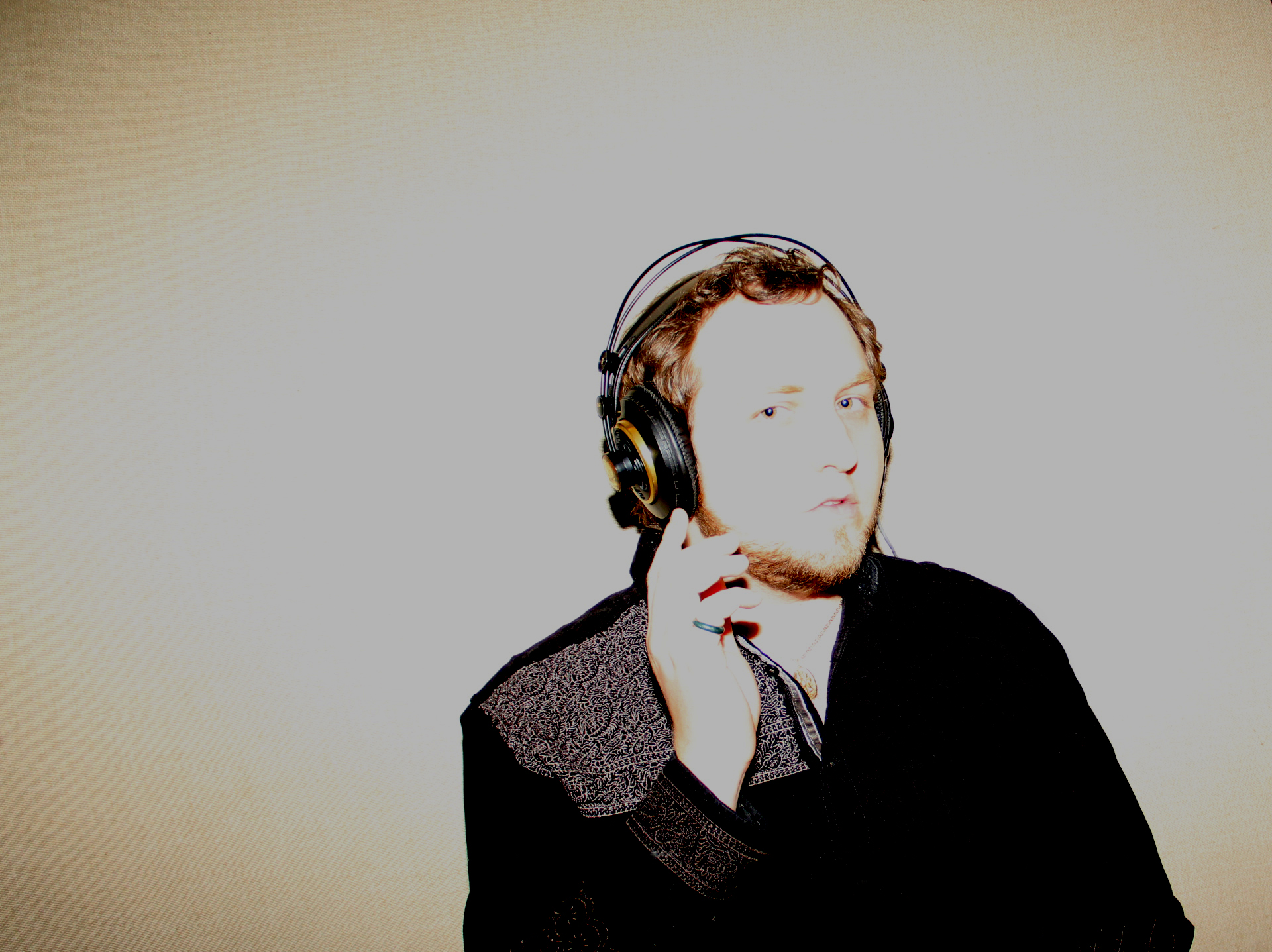 MATT WILLIAMS - About