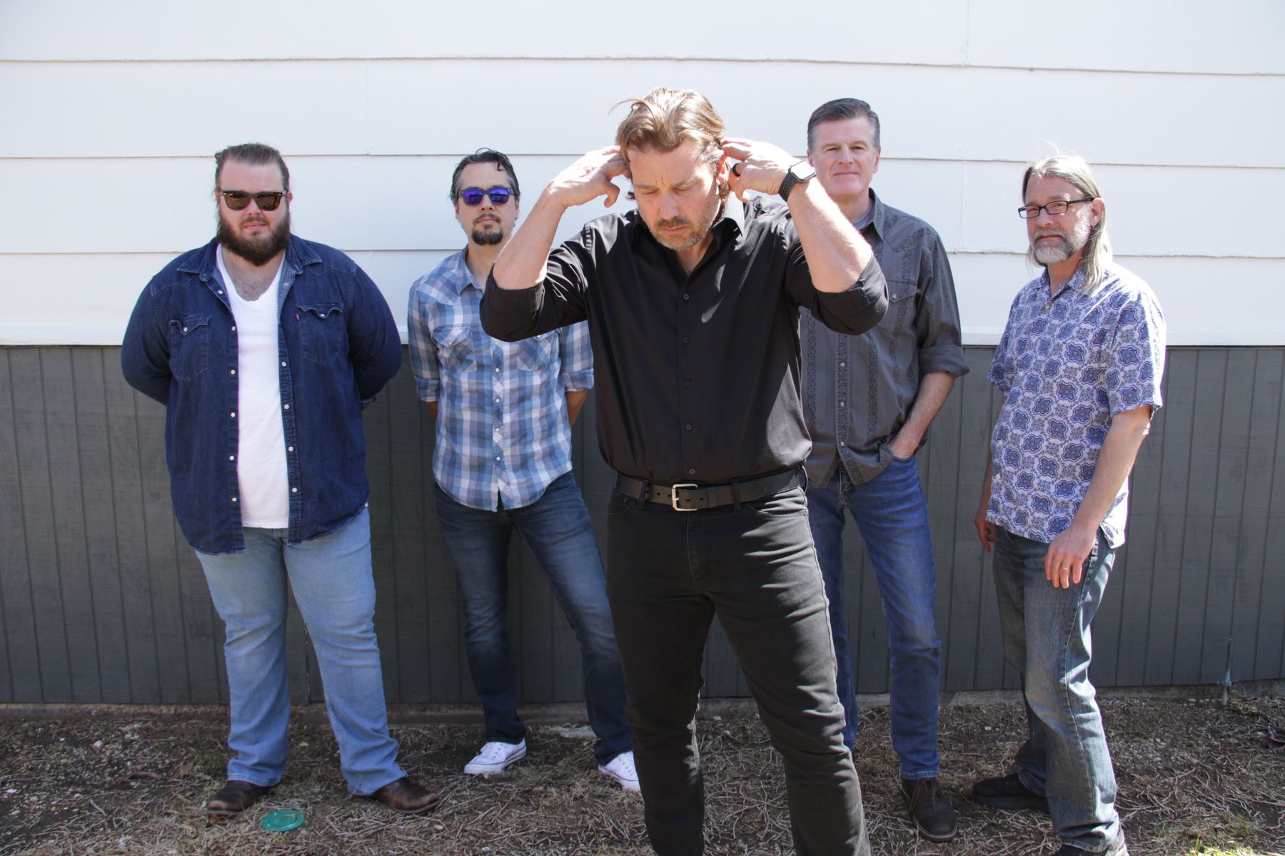 Jeff Howe - EPK to book shows