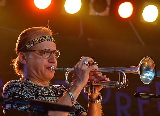 The Texas Horns - Al Gomez