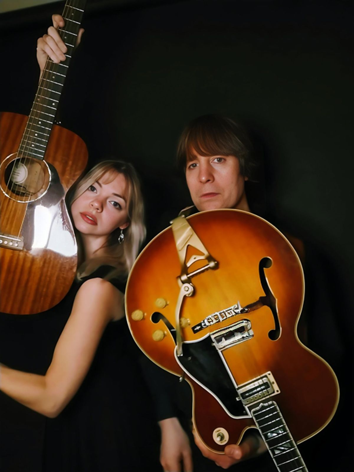 Lara Louise - Photos