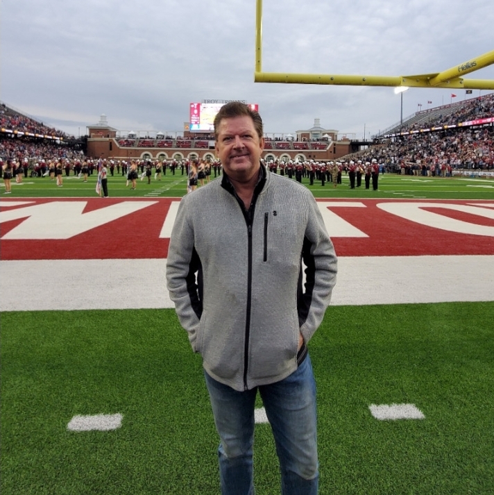 8 Questions with Thom Kaz