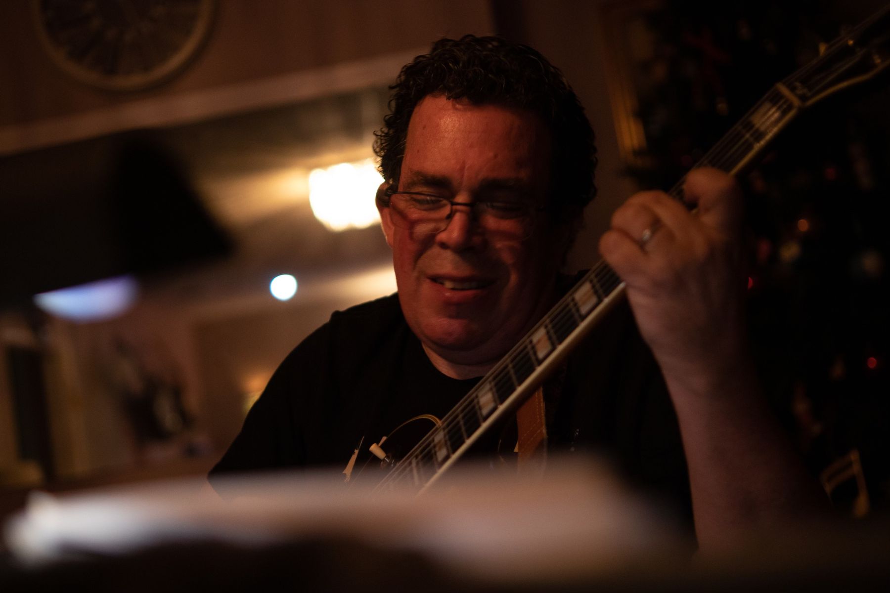 Guitarist David Snow - Press Kit