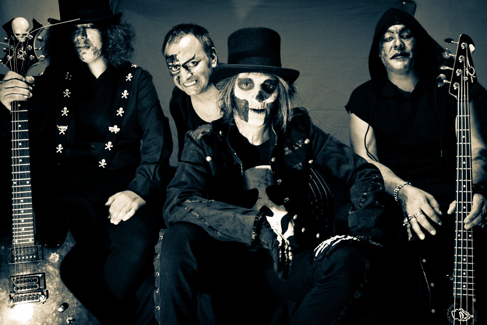 Pandemonium Carnival - Photos