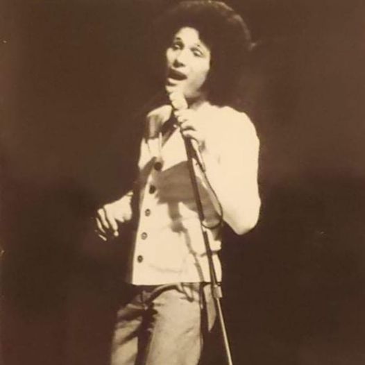 Johnny Contardo - About