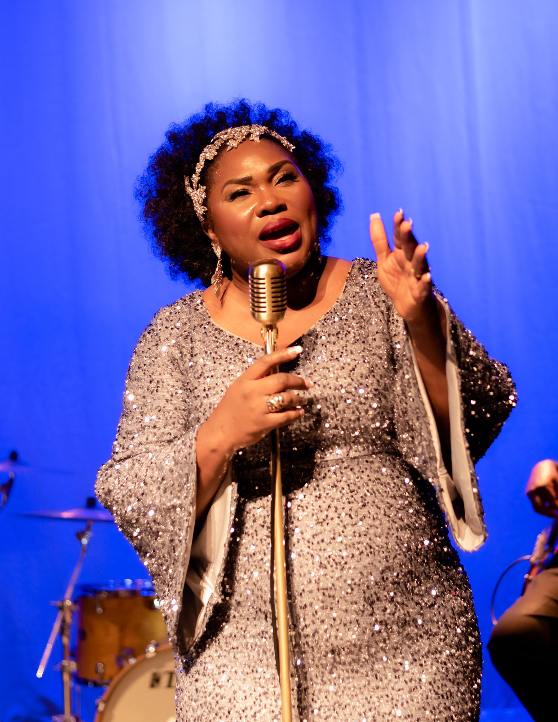 Uzo Oachi - BIOGRAPHY