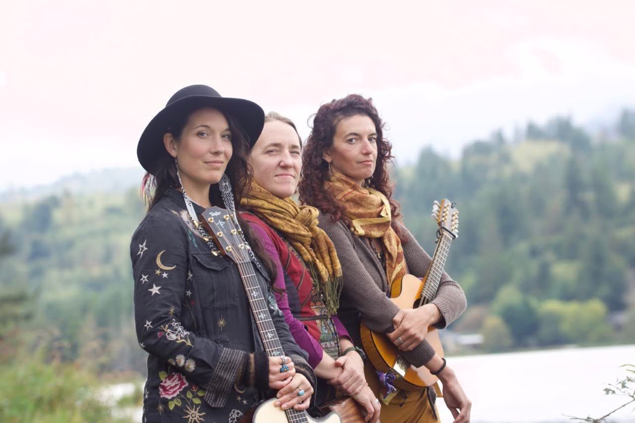 Three Wheels Turning - Photos