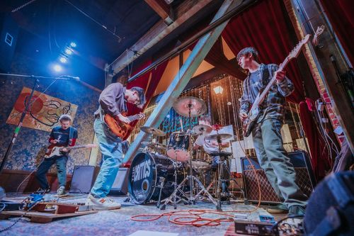 The Critics - Press Kit