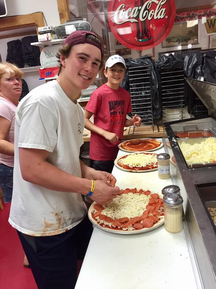 Elm's Pizza Parlor - OUR PIZZA FAMILY (PHOTOS)